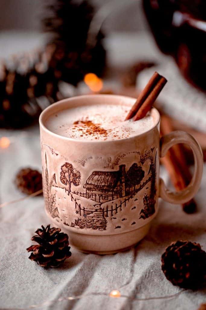 35 Of The Best Holiday Coffee Drinks (You Can Make At Home) | Creators ...