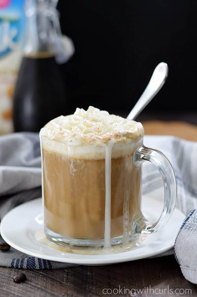 35 Of The Best Holiday Coffee Drinks (You Can Make At Home) | Creators ...