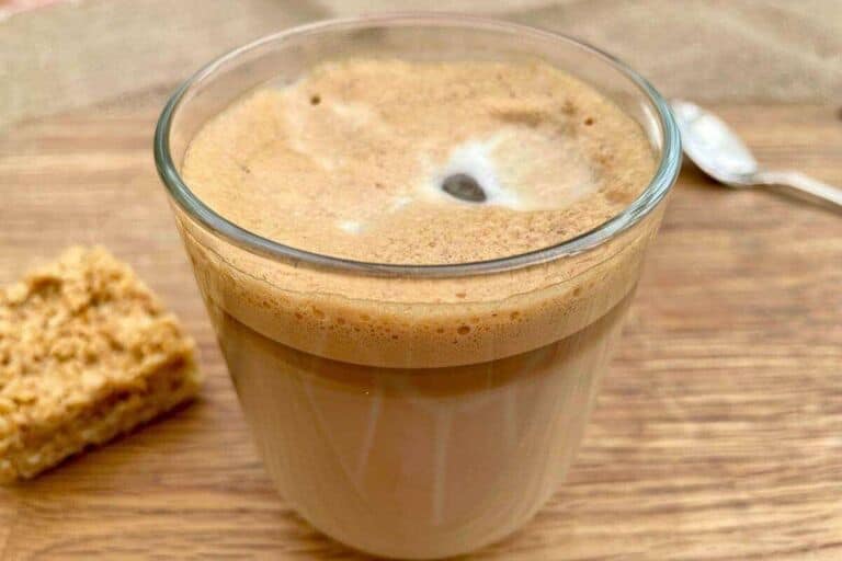 14 Easy Instant Iced Coffee Recipes You Can Make In A Flash | Creators ...