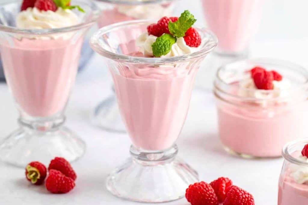 30 Irresistible Dessert Cups Recipes For Every Occasion | Creators Of ...