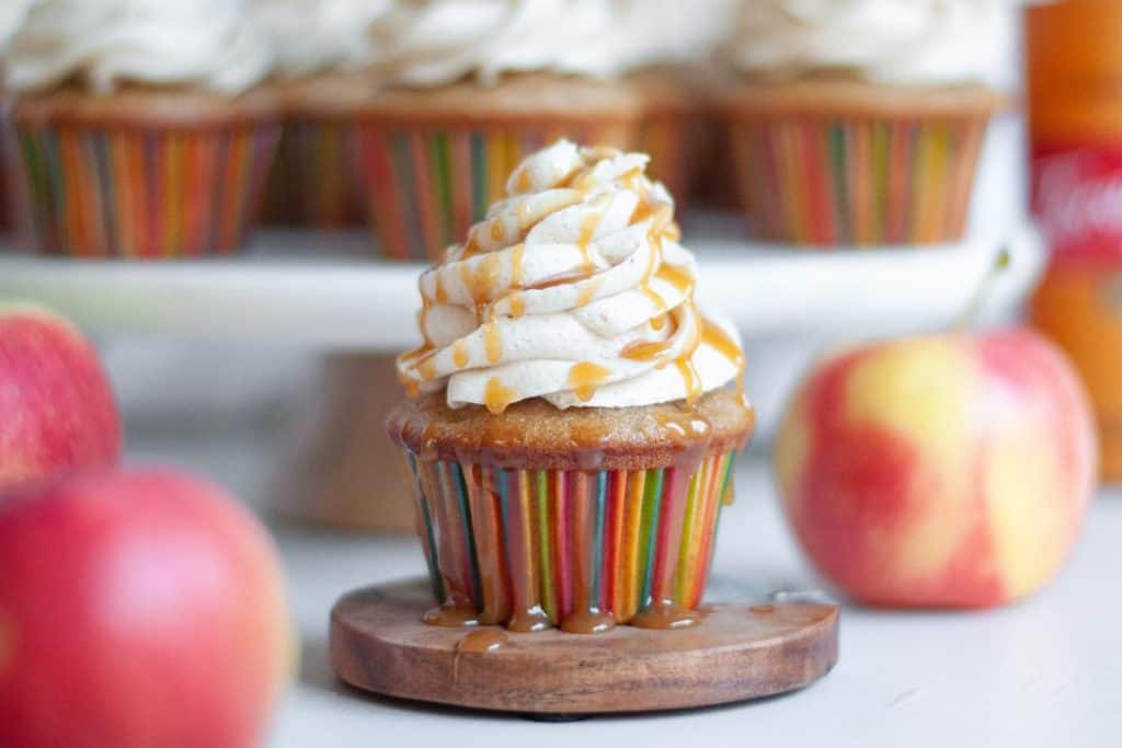 29 Gourmet Cupcake Recipes for Impressive and Elegant Desserts ...