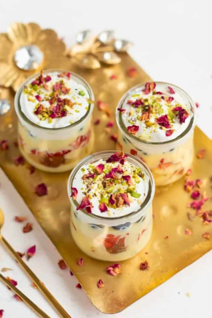 15 Mini Trifle Desserts in a Cup: Delicious Layered Desserts You’ll ...
