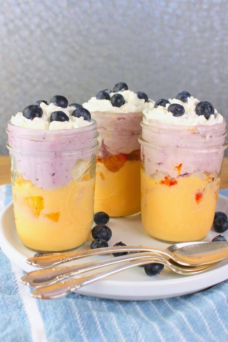 15 Mini Trifle Desserts in a Cup: Delicious Layered Desserts You’ll ...