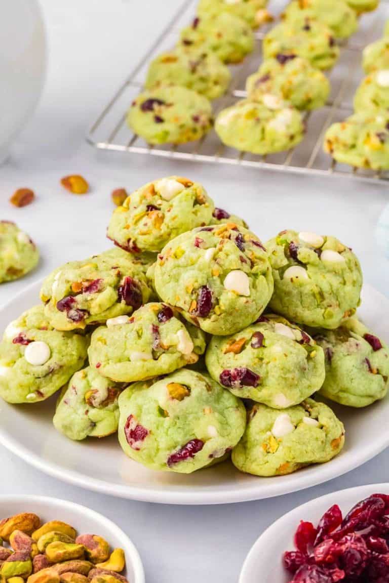 12 Easy Pistachio Pudding Dessert Recipes Everyone Will Love | Creators ...